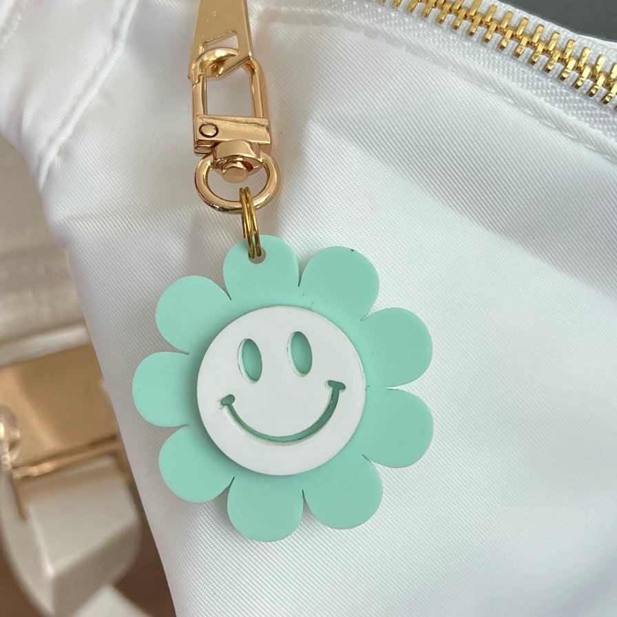 Smiley Flower Zipper Pull Keychain Charm